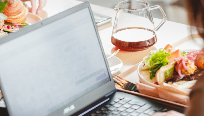 Experte Kaffeemaschine, Kaffee und Tee - MaxiCoffee